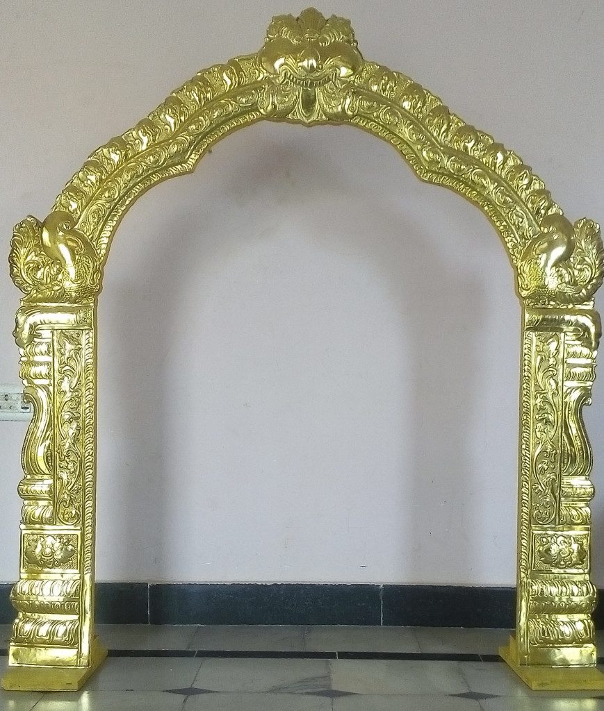Brass Handcrafted Makara Thoranam / Prabhavali – Traditional Temple ...
